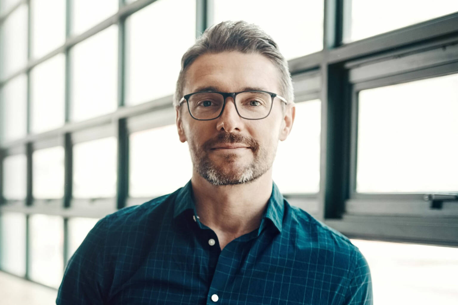 Implant capillaire avant après - Votre greffe de cheveux avec Hasci